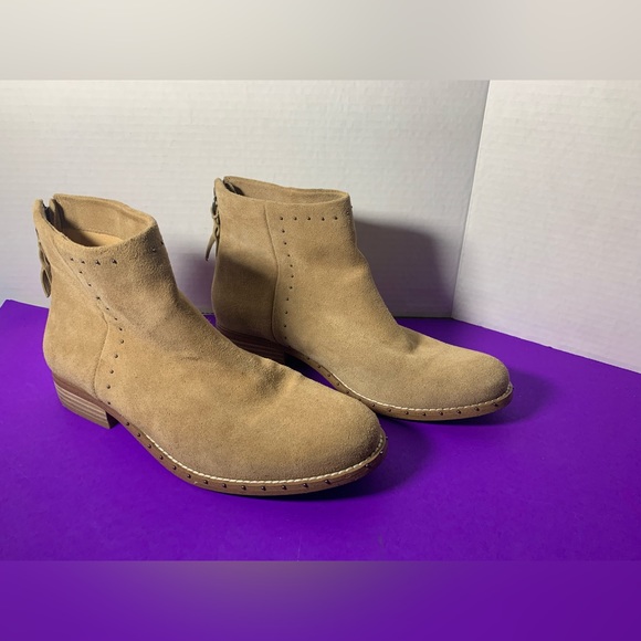 Splendid | Shoes | Splendid Beige Tan Suede Boots Studs Size 6 2 | Poshmark